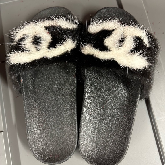 Shoes | Logo Black Fuzzy Fur Slippers Sizes 75 New | Poshmark